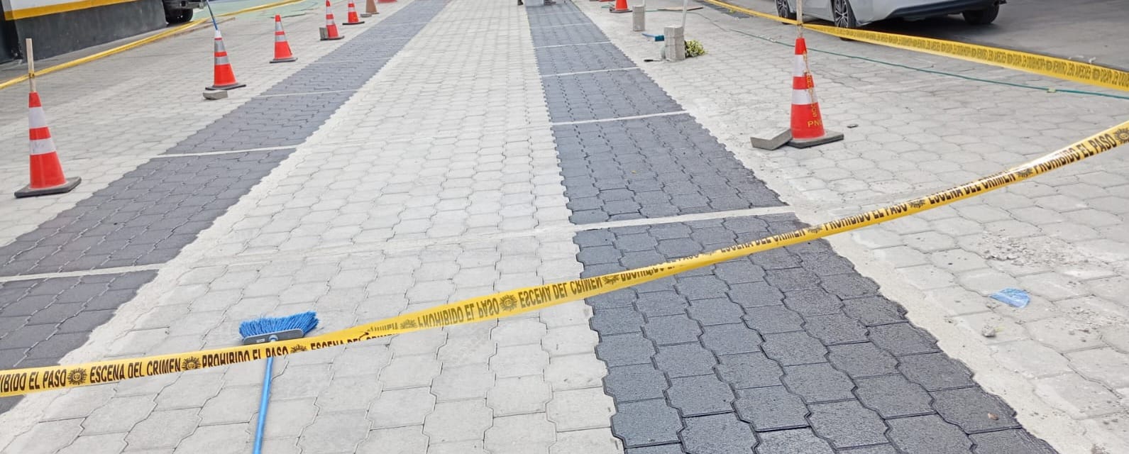 4. PINTURA EPOXICA 50% SOLIDOS – METALITE EPOXY - Recubrimientos Guatemala